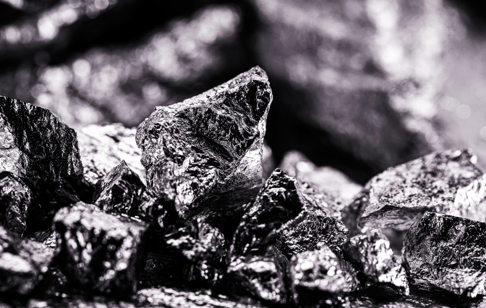 Palladium market confronts deficits amid North America's push for ...